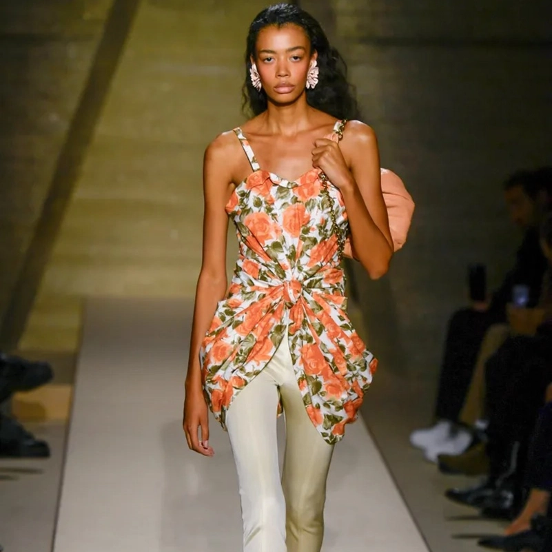 Chloé Spring 2026 Reimagines Femininity With A Free Spirit
