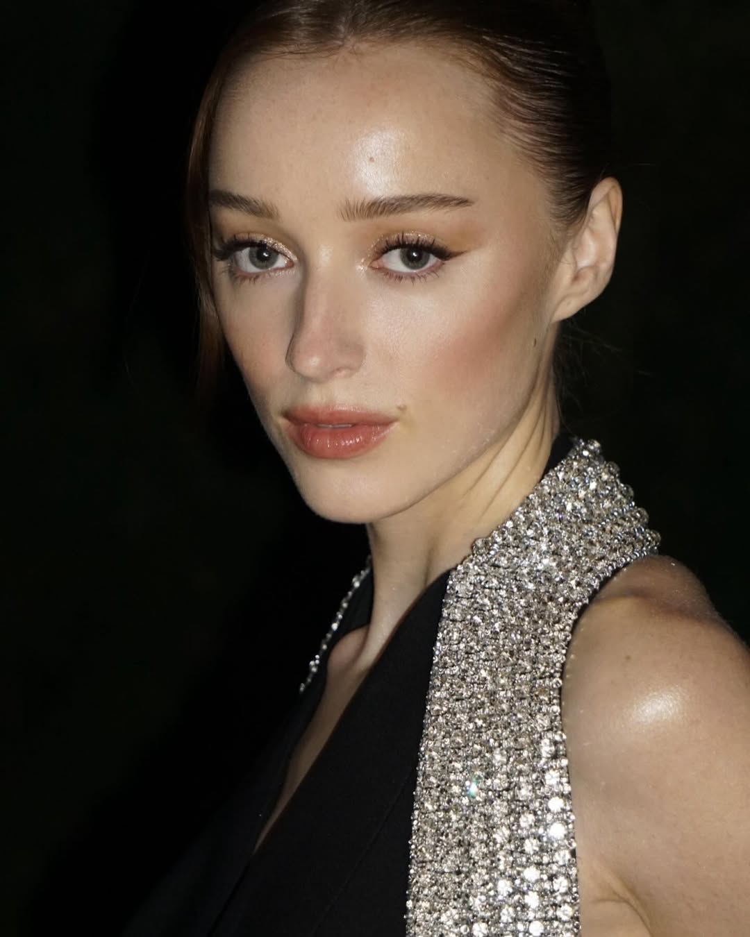 The Soft Wing Eye Look That Instantly Lifts Your Eyes