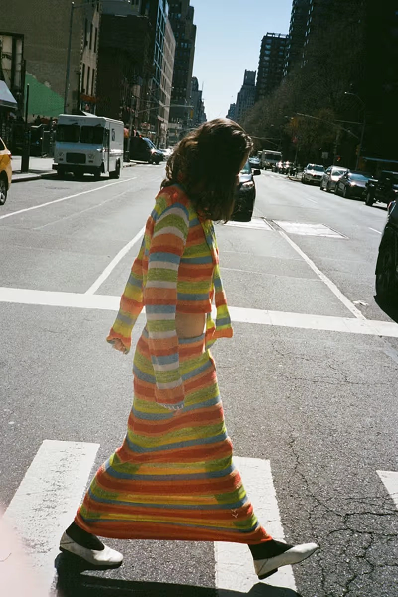 YanYan FW25 Turns Daisy Into The Mood Of The Season