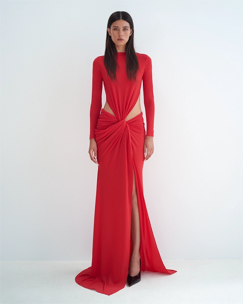 Alex Perry FW25 Refines Eveningwear With Edge