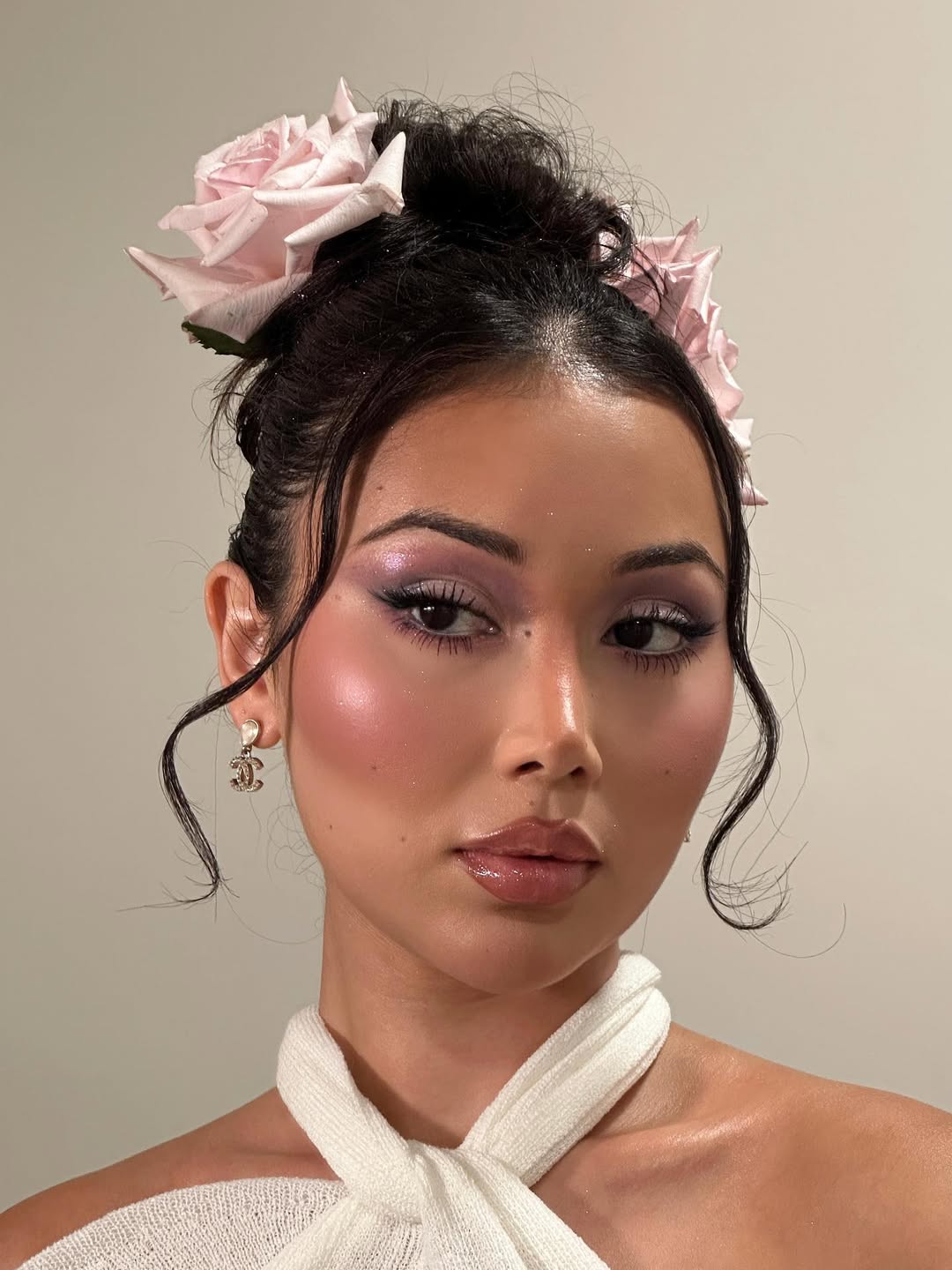 Sugarplum Frost Makeup Celebrates The Return Of Y2K Glam