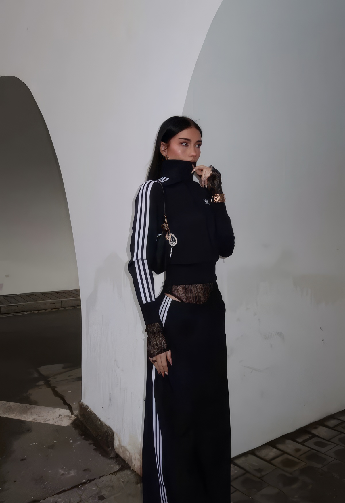 10 Track Pant Outfits That Redefine Off-Duty Style