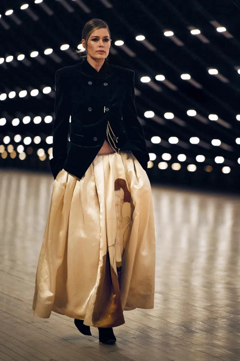 Khaite Fall 2026 Brings Cinematic Runway Drama