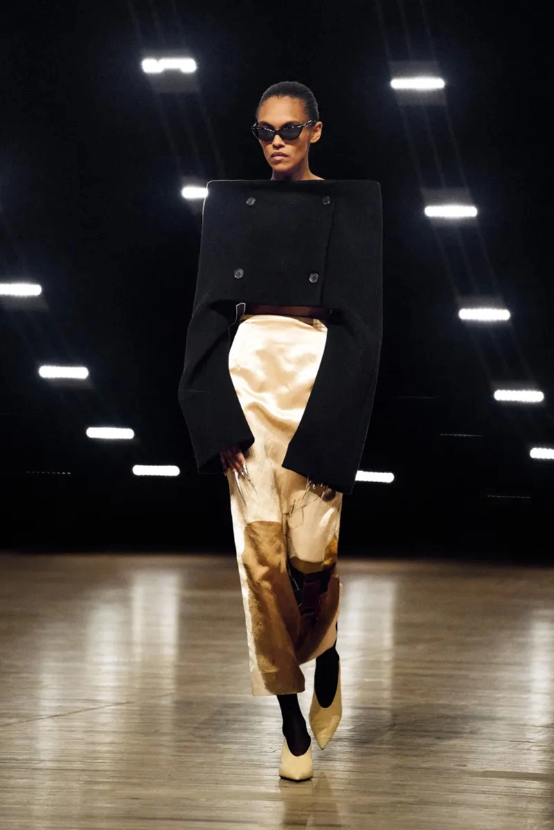 Khaite Fall 2026 Brings Cinematic Runway Drama