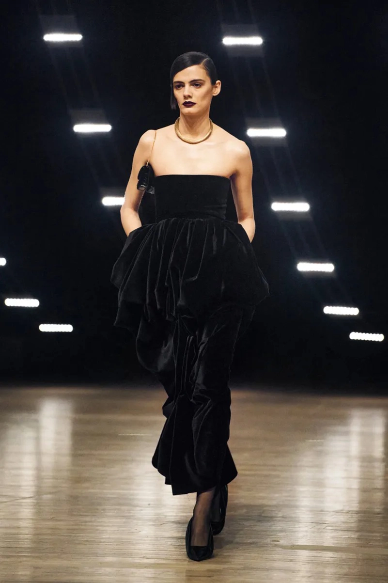 Khaite Fall 2026 Brings Cinematic Runway Drama