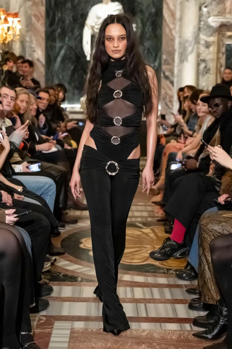 Di Petsa Fall 2026 Runway Celebrates Body Conscious Dressing