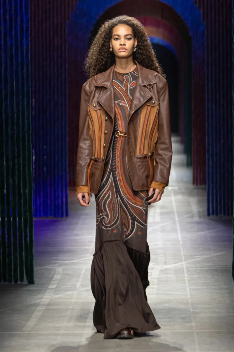 Etro Fall 2026 Military Coats And Paisley Dresses Shape The Runway