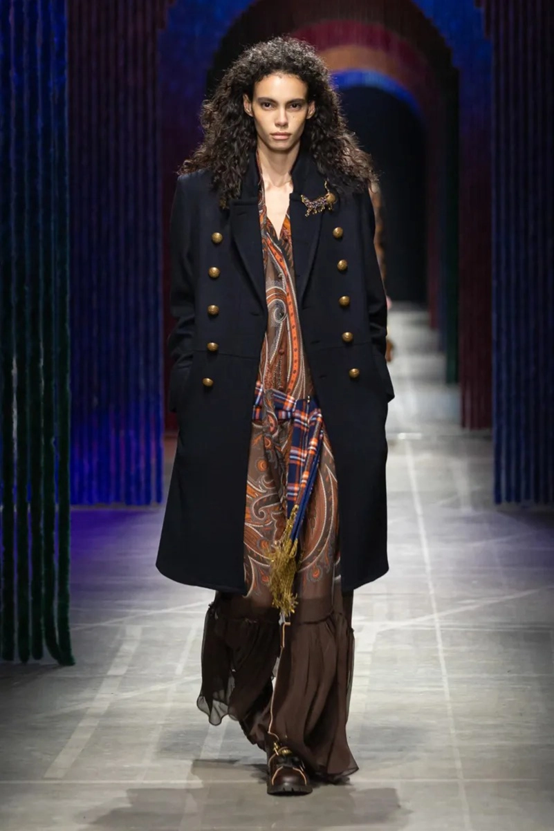Etro Fall 2026 Military Coats And Paisley Dresses Shape The Runway