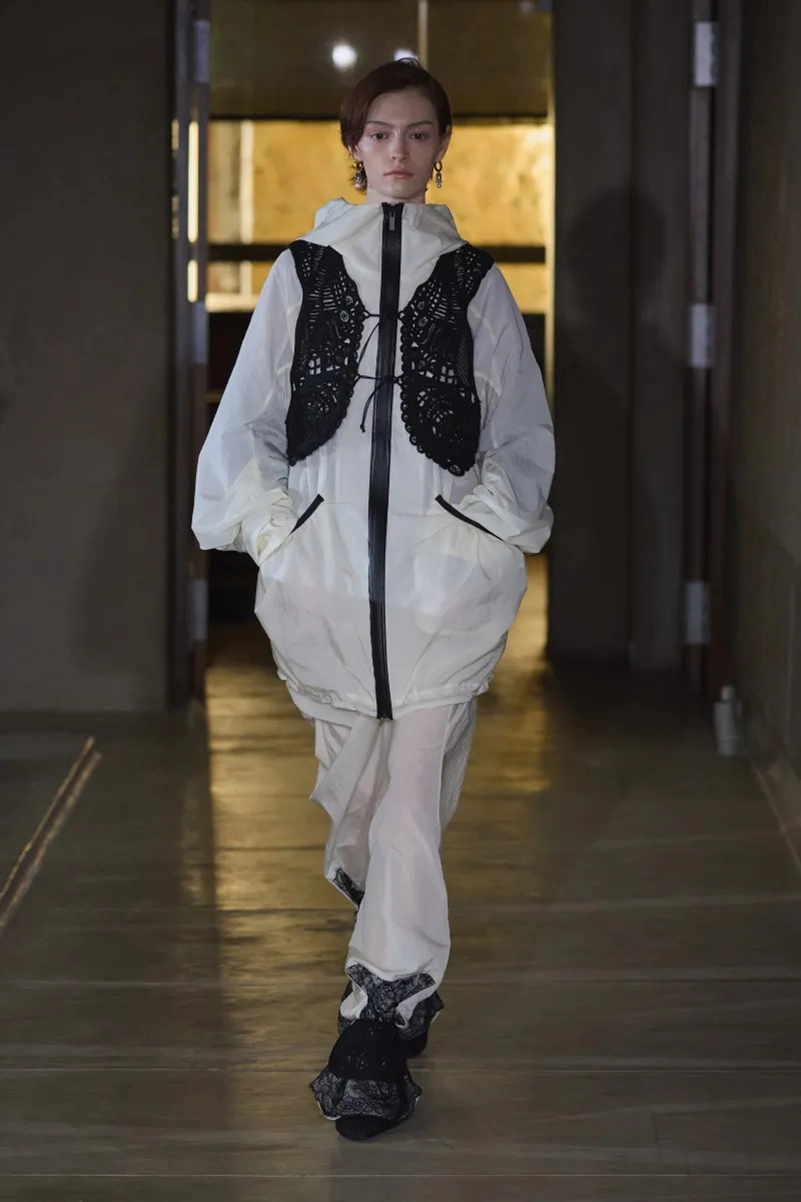 Mame Kurogouchi Fall 2026 Collection, Sheer Layers And Cashmere Coats