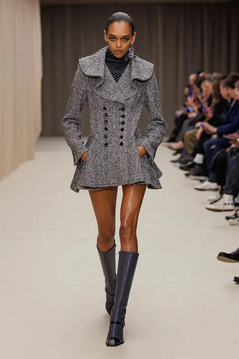 McQueen Fall 2026 Pushes Archive References Into Glossy Modern Form